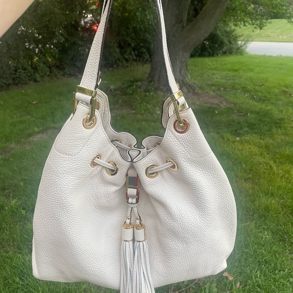 Michael Kors | Bags | Nwot Michael Kors Cream Colored Bucket Bag | Poshmark